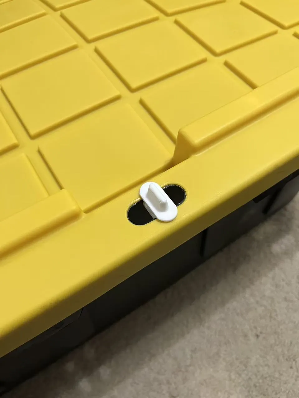 Tote Lid Lock (Standard / Tight / Loose Fit) - Free 3D Print Model ...