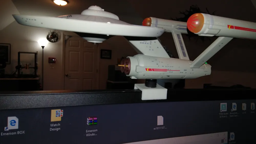 Monitor Mount for Star Trek Ship from Legend Series by Maker Dave ...