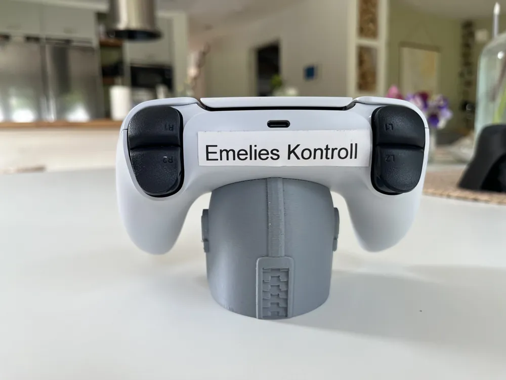 PS5 Controller Stand (DualSense) Mandalorian - Free 3D Print Model ...