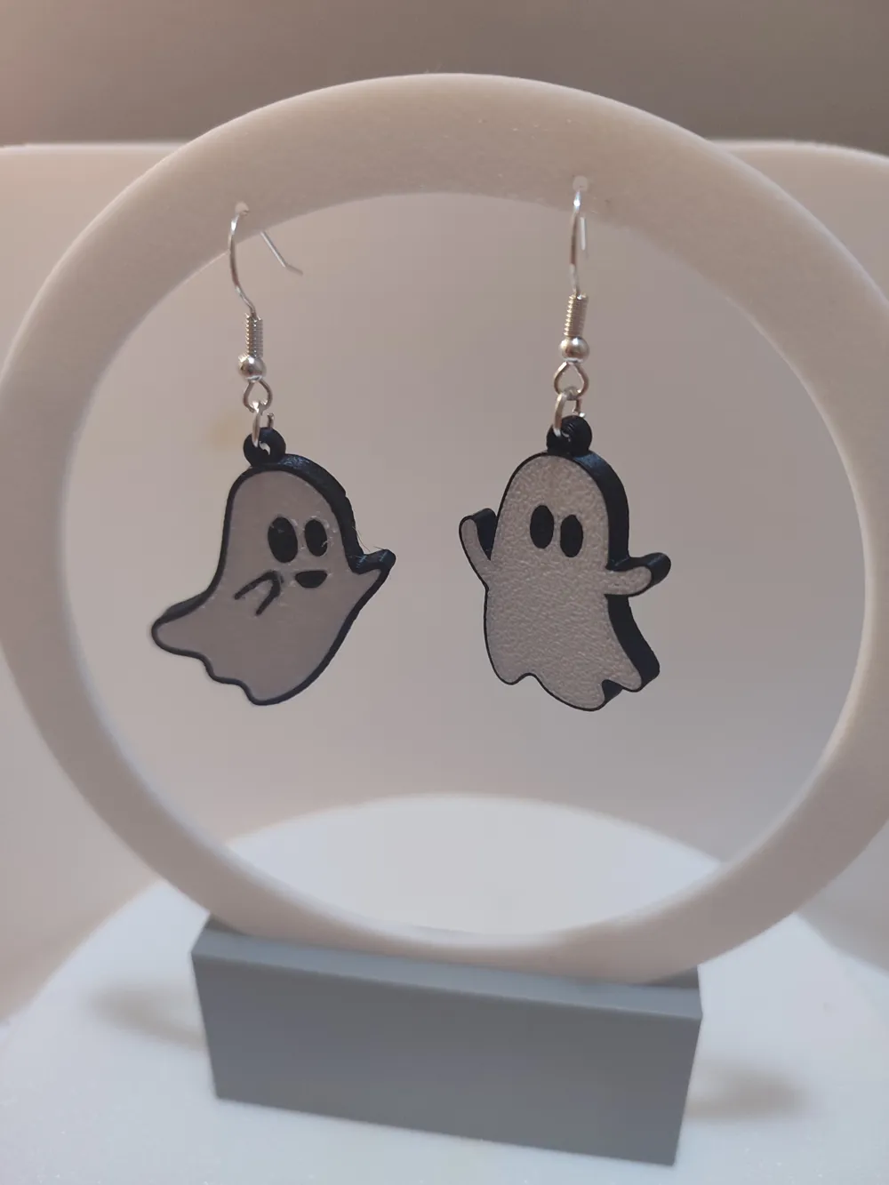 Ghost Earrings for Halloween - Free 3D Print Model - MakerWorld