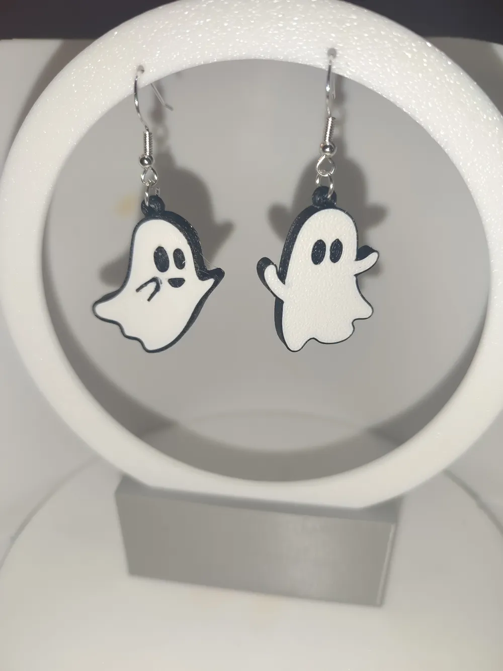 Ghost Earrings for Halloween - Free 3D Print Model - MakerWorld
