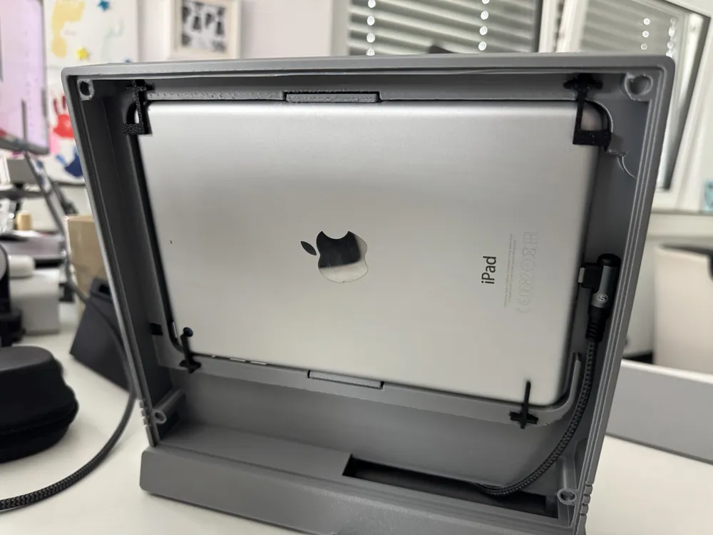 Star Trek TNG Computer Terminal for iPad mini 1-5 - Free 3D Print Model ...