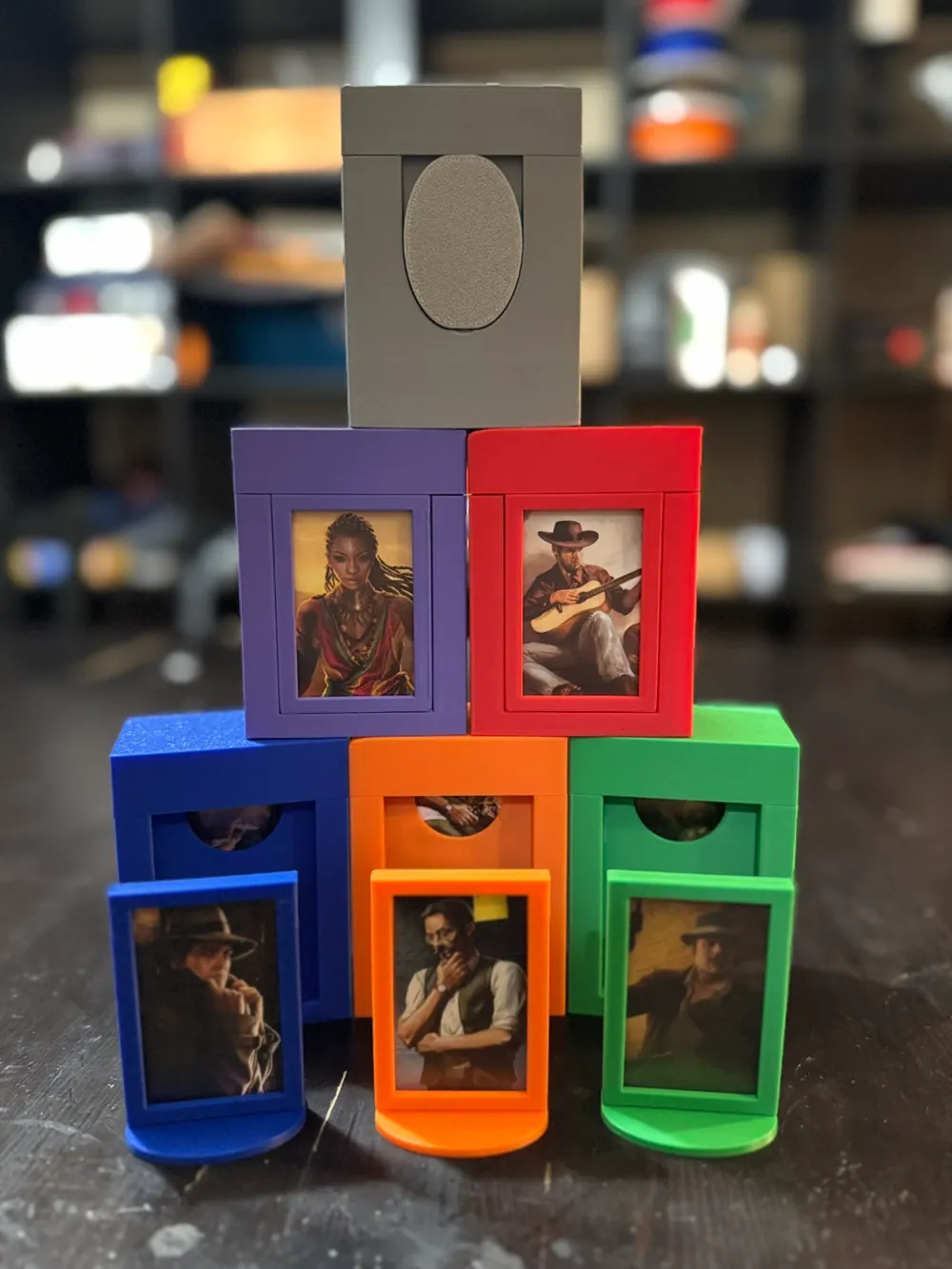 Arkham Horror LCG Windowed Deck Box w/Standee by Jasperhawk MakerWorld: Download Free 3D Models