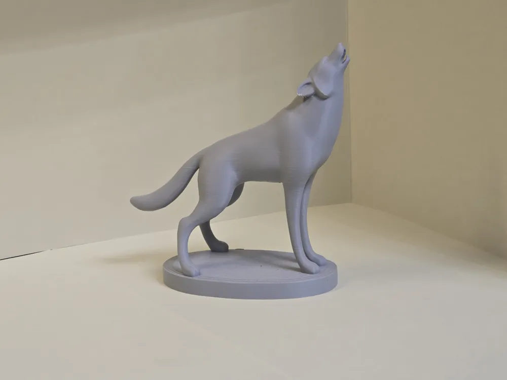 howling wolf statue figure - Free 3D Print Model - MakerWorld