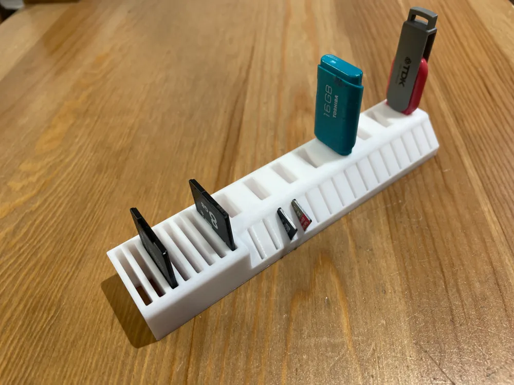 USB SD MicroSD Card Holder Remixed by Duckbang - MakerWorld
