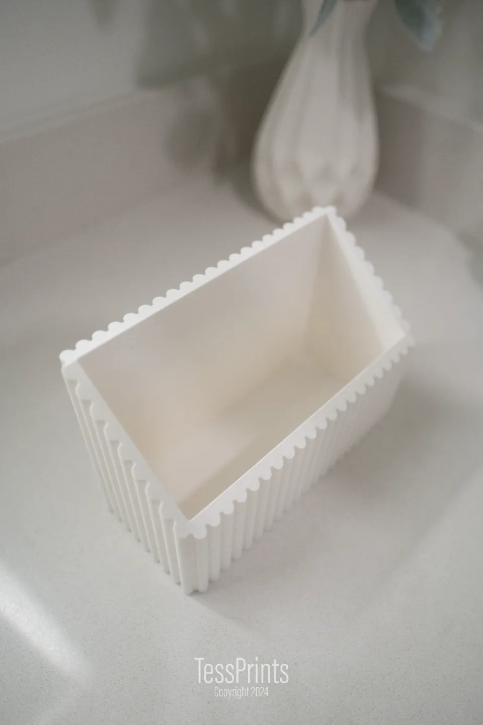 Vanity Bathroom Organizer (Ribbed) - Free 3D Print Model - MakerWorld