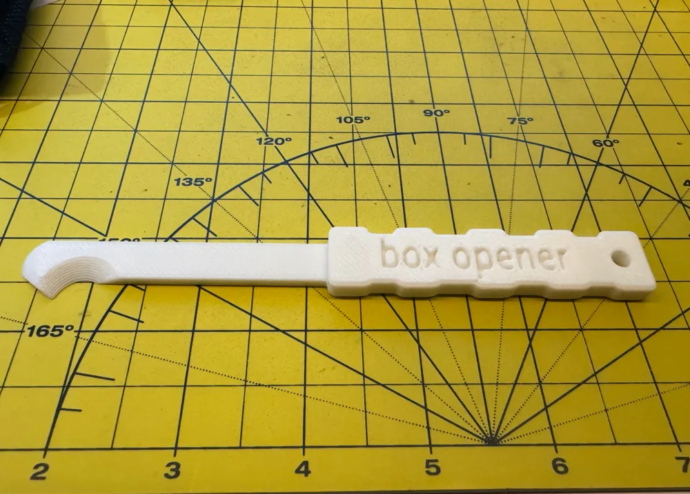 A Simple Box parcel package opener by G3DS - MakerWorld