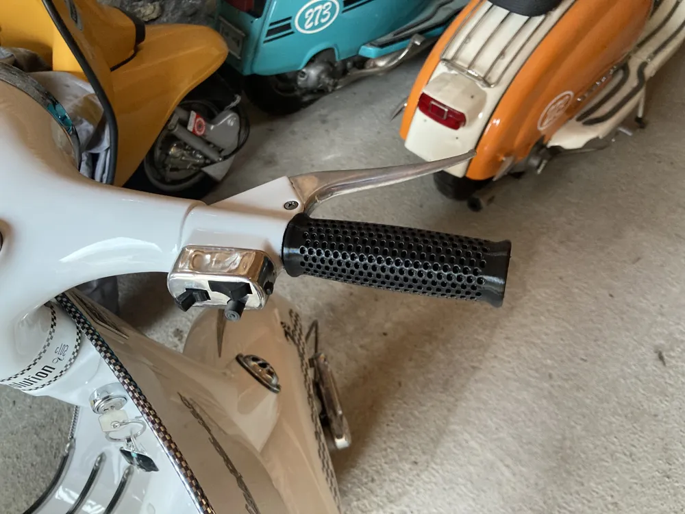 Vespa Handlebars Grips by JohnnyM MakerWorld: Download Free 3D Models