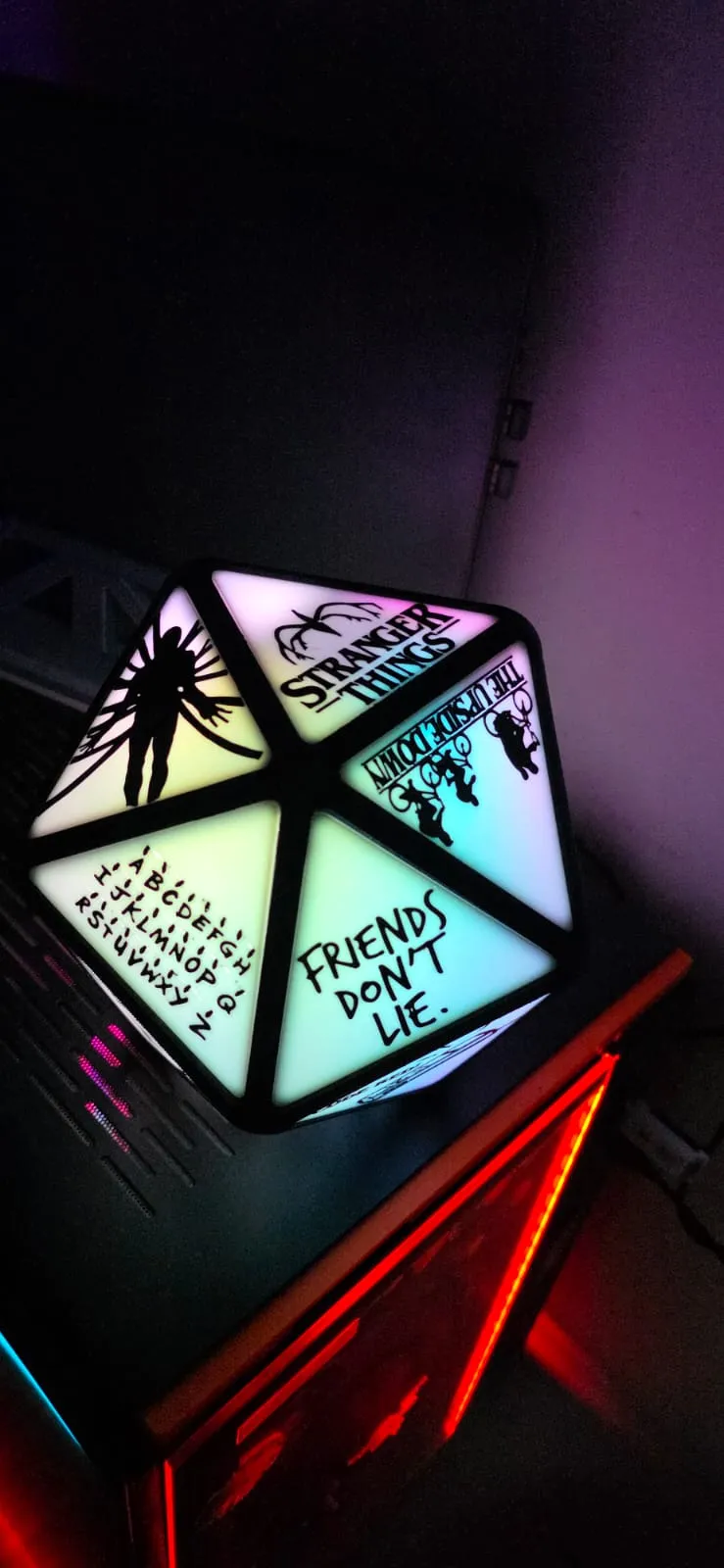 Stranger Things Dice Lamp ( Can be customized ) - Free 3D Print Model ...