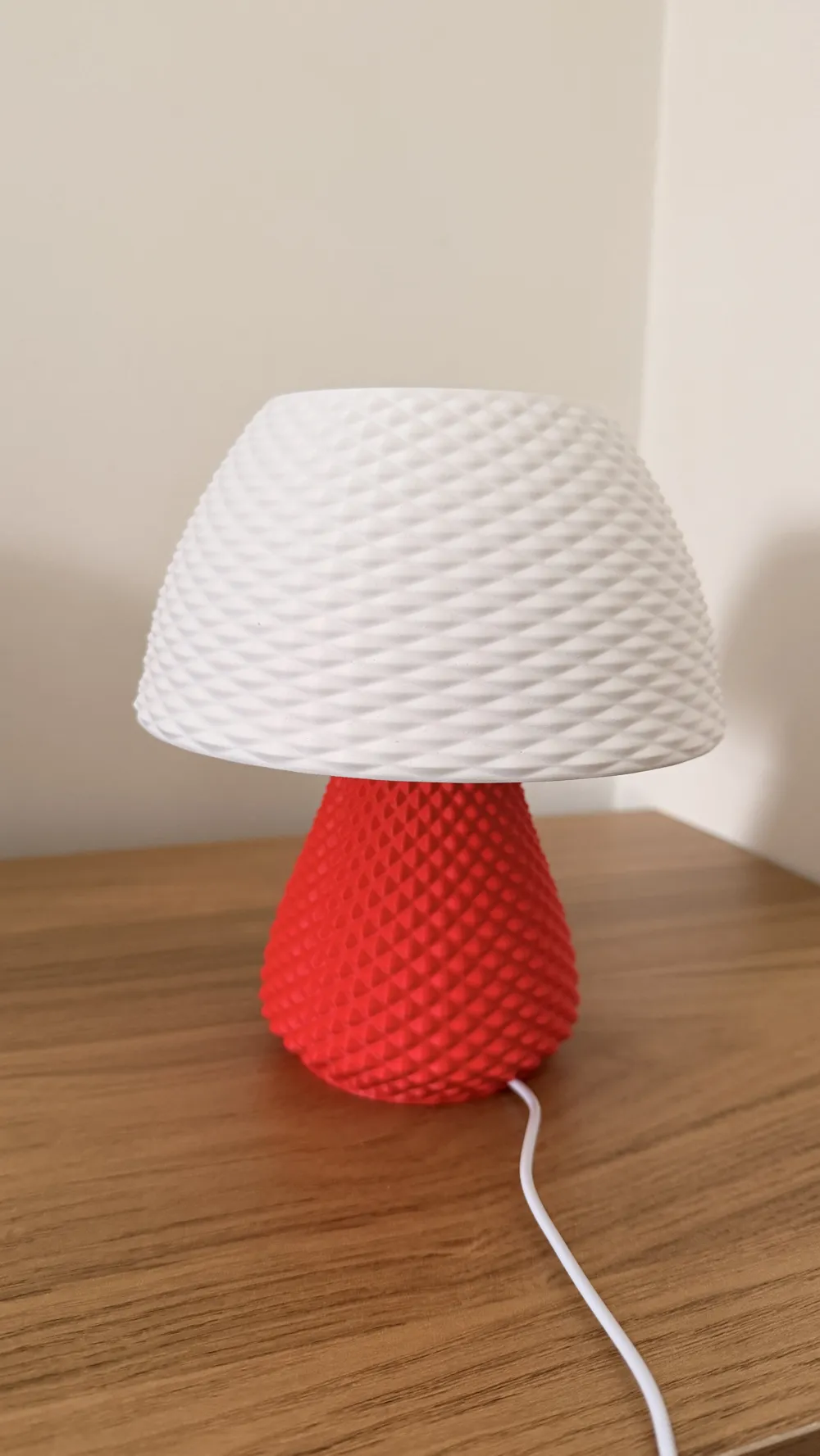 Diamond Mushroom Bloom Table Lamp - Free 3D Print Model - MakerWorld