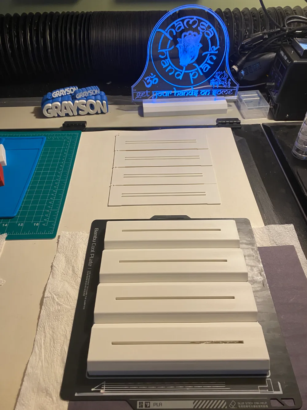 Edge Lit Acrylic LED Bases - Free 3D Print Model - MakerWorld