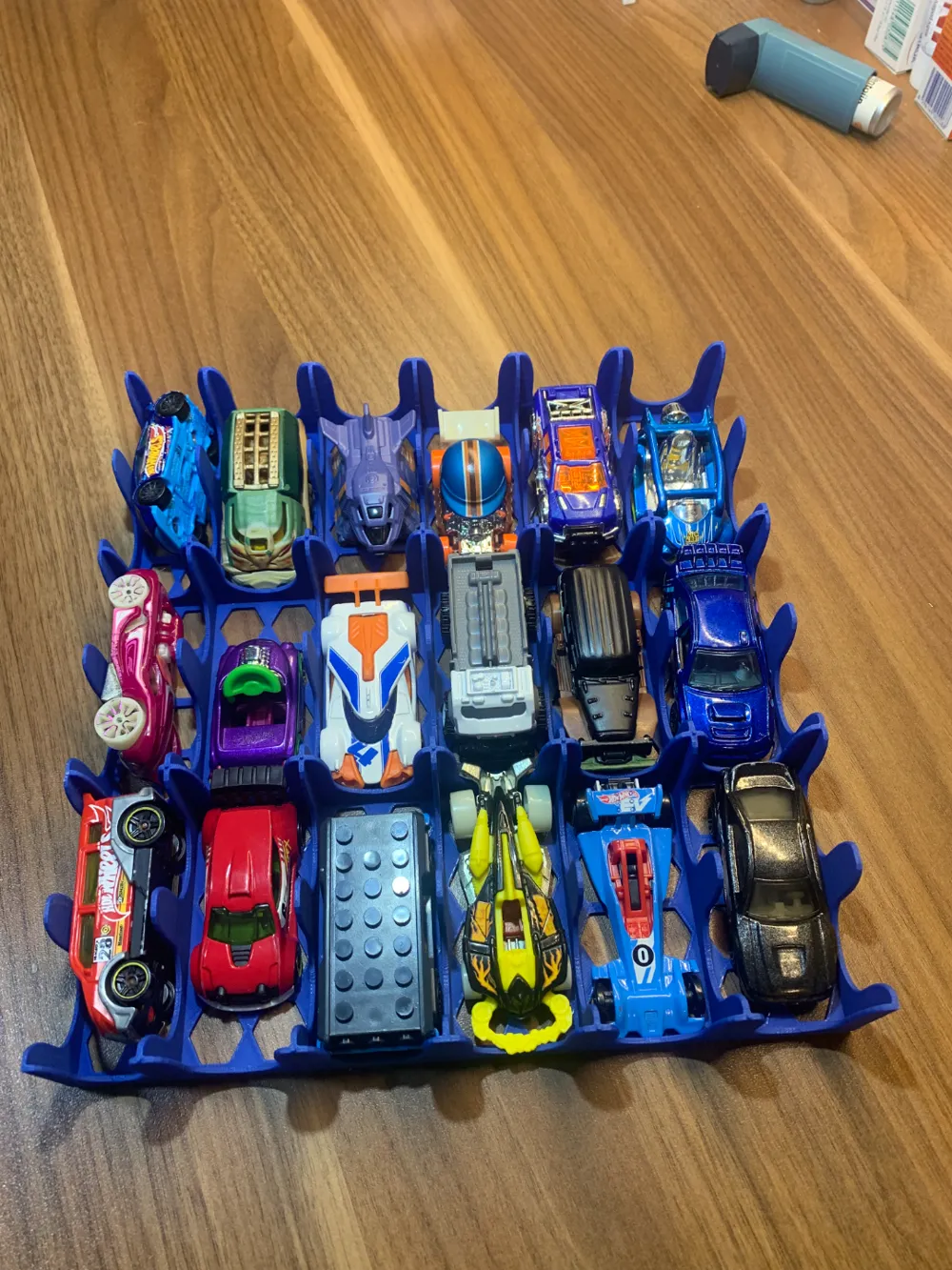 Hot wheels storage tray Stackable by Vodvarek_Vodvar MakerWorld ...