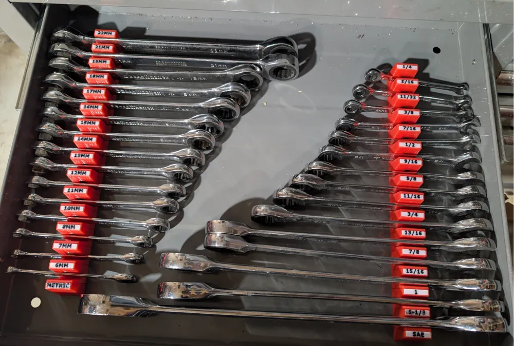 Modular wrench holder with labels and magnets - Free 3D Print Model ...