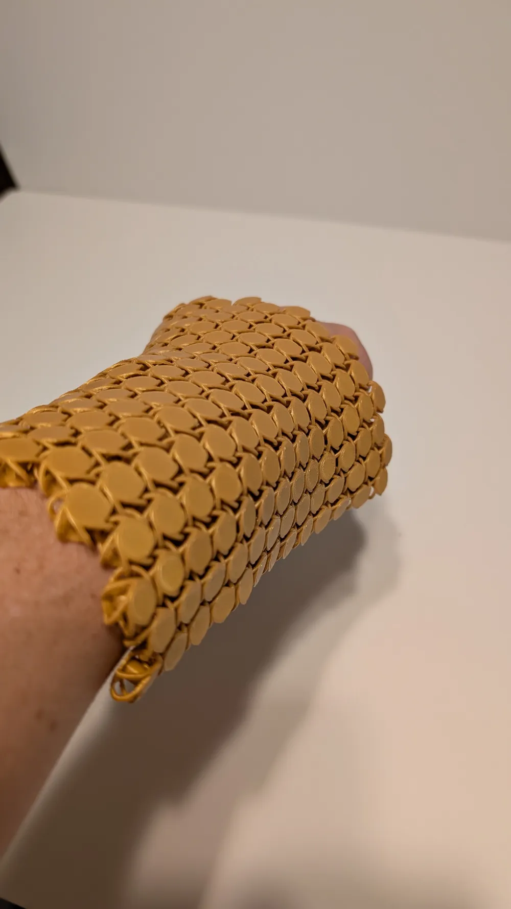 Flexible Circle Nasa Fabric GOLD by InnovatorBeerJr - MakerWorld