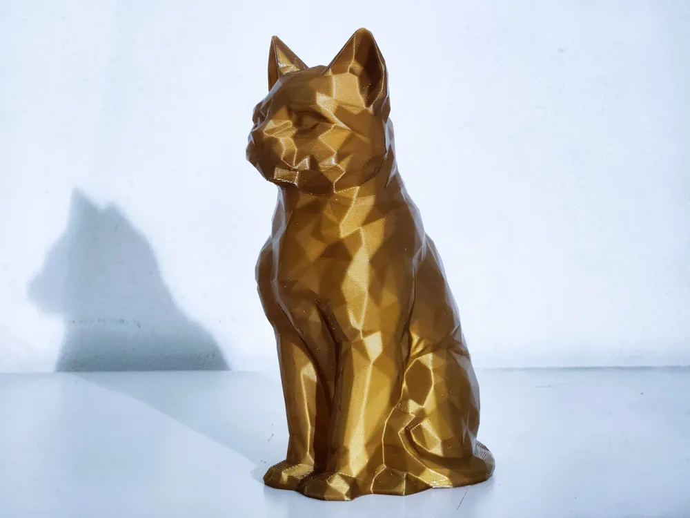Striped cat low poly sculpture by dubmehard - MakerWorld