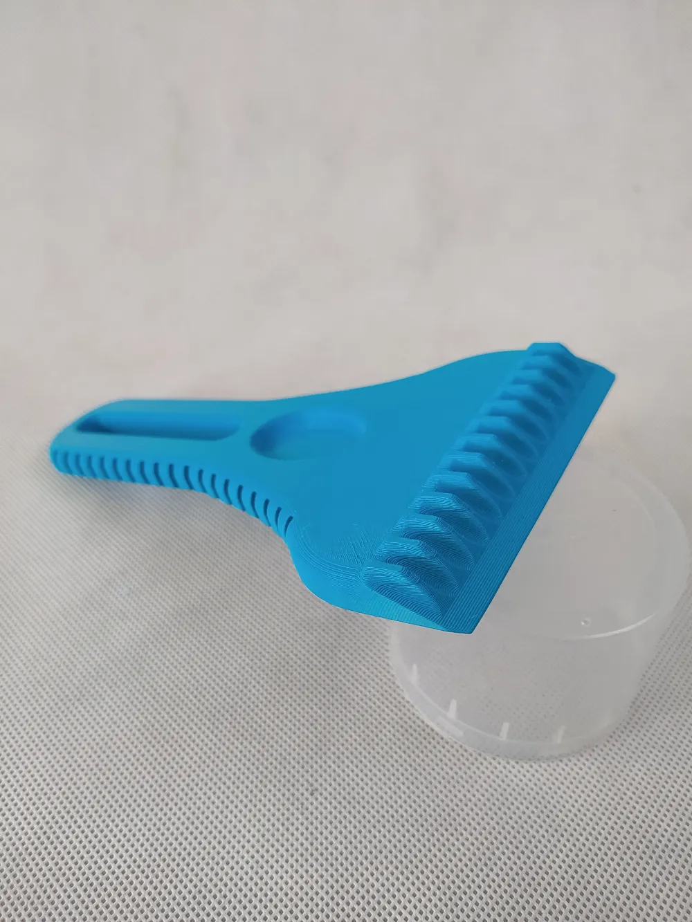 Ice scraper - Free 3D Print Model - MakerWorld