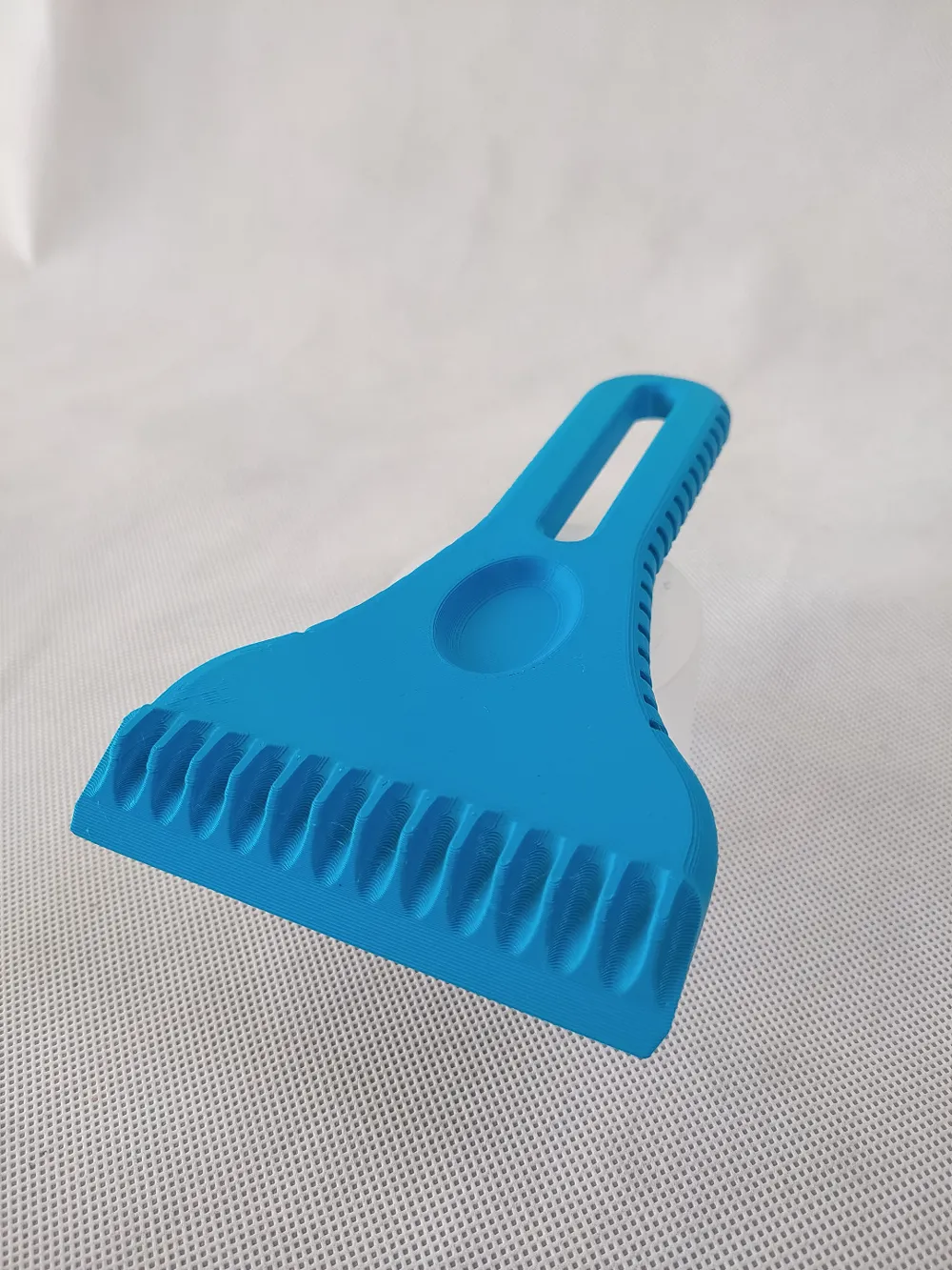 Ice scraper - Free 3D Print Model - MakerWorld