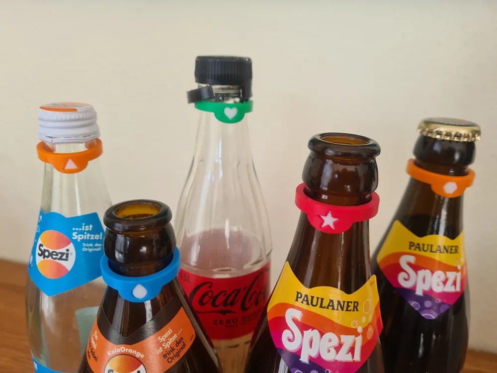 Clip-on Bottle Marker Rings by Molodos MakerWorld: Download Free 3D Models