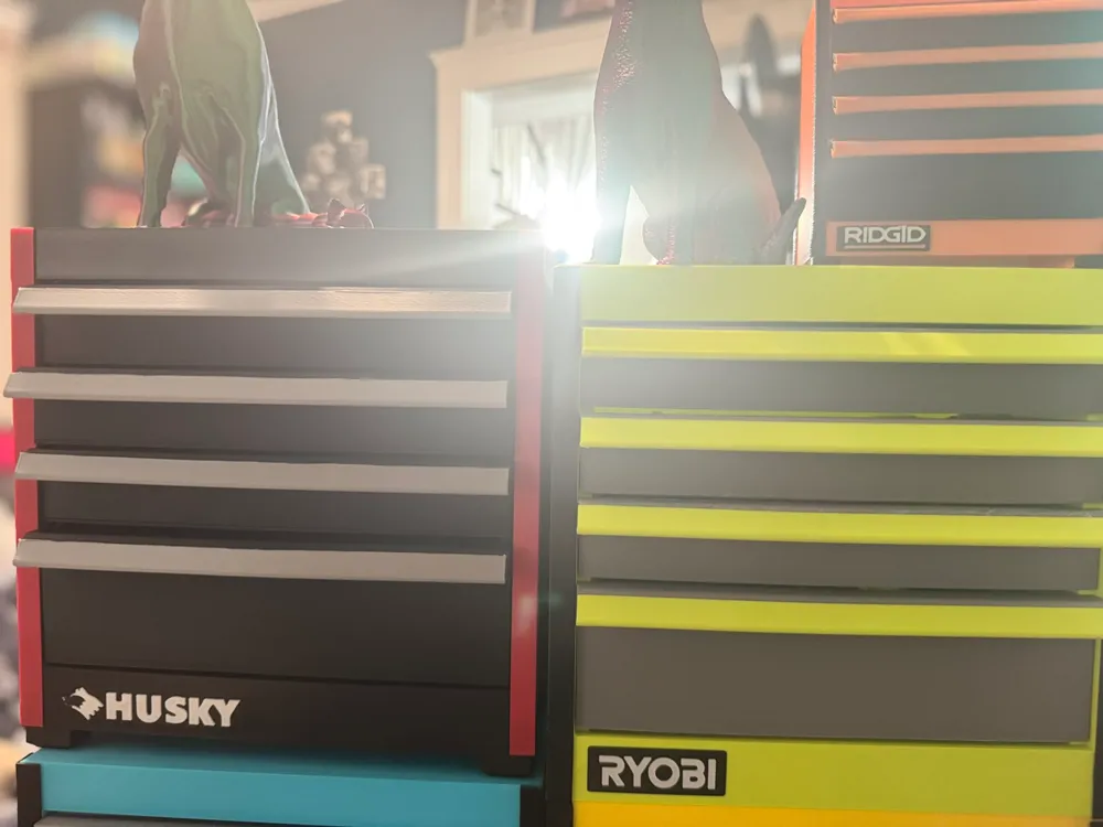 Husky Mini Desktop Toolbox Remixed by CeeDog99 - MakerWorld