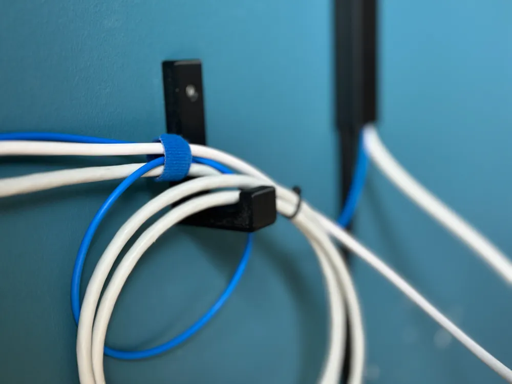 Cable Wall Hock by Nicole & Lennart - MakerWorld