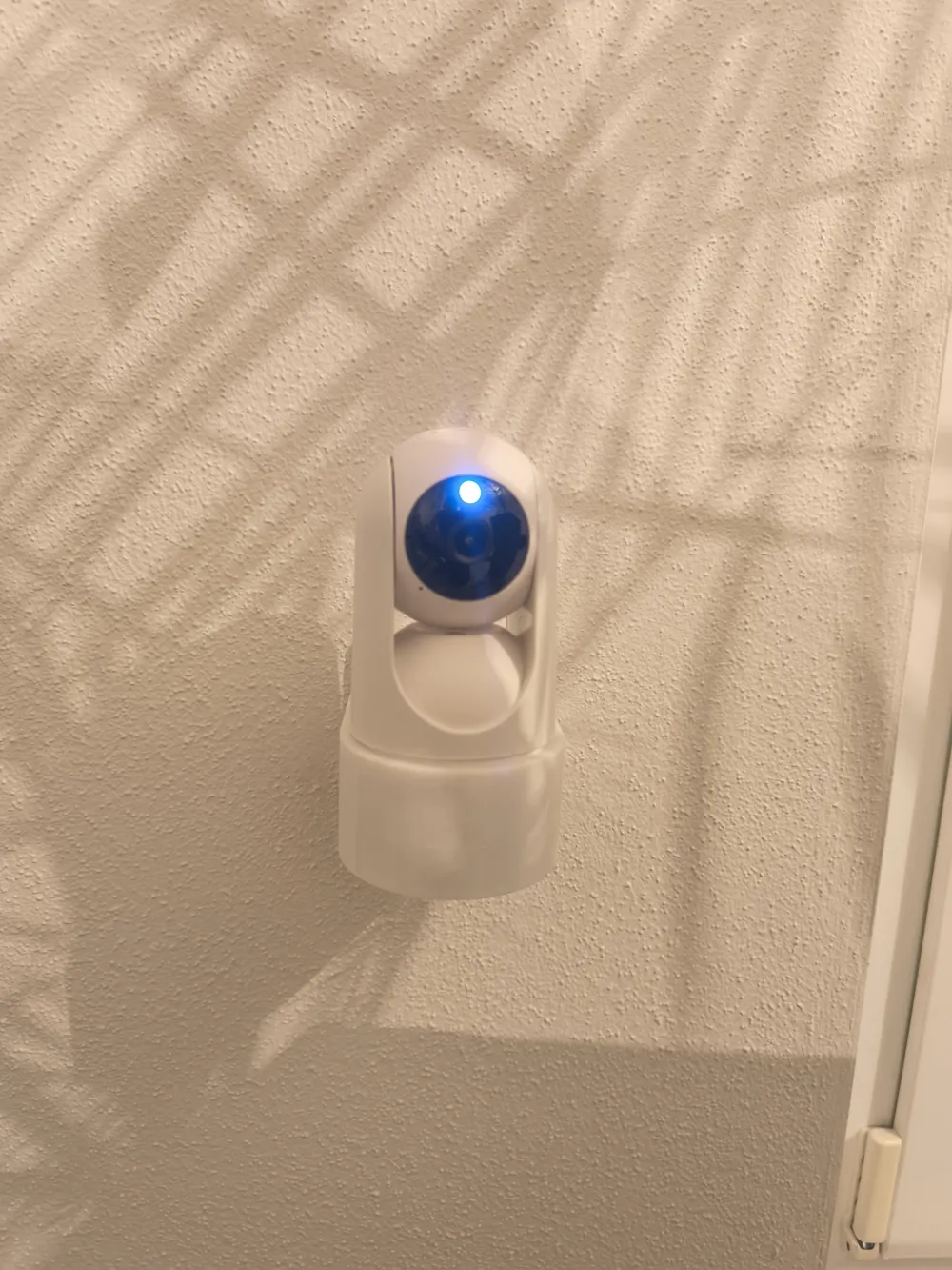 LSC Smart Connect Camera Holder - Free 3D Print Model - MakerWorld