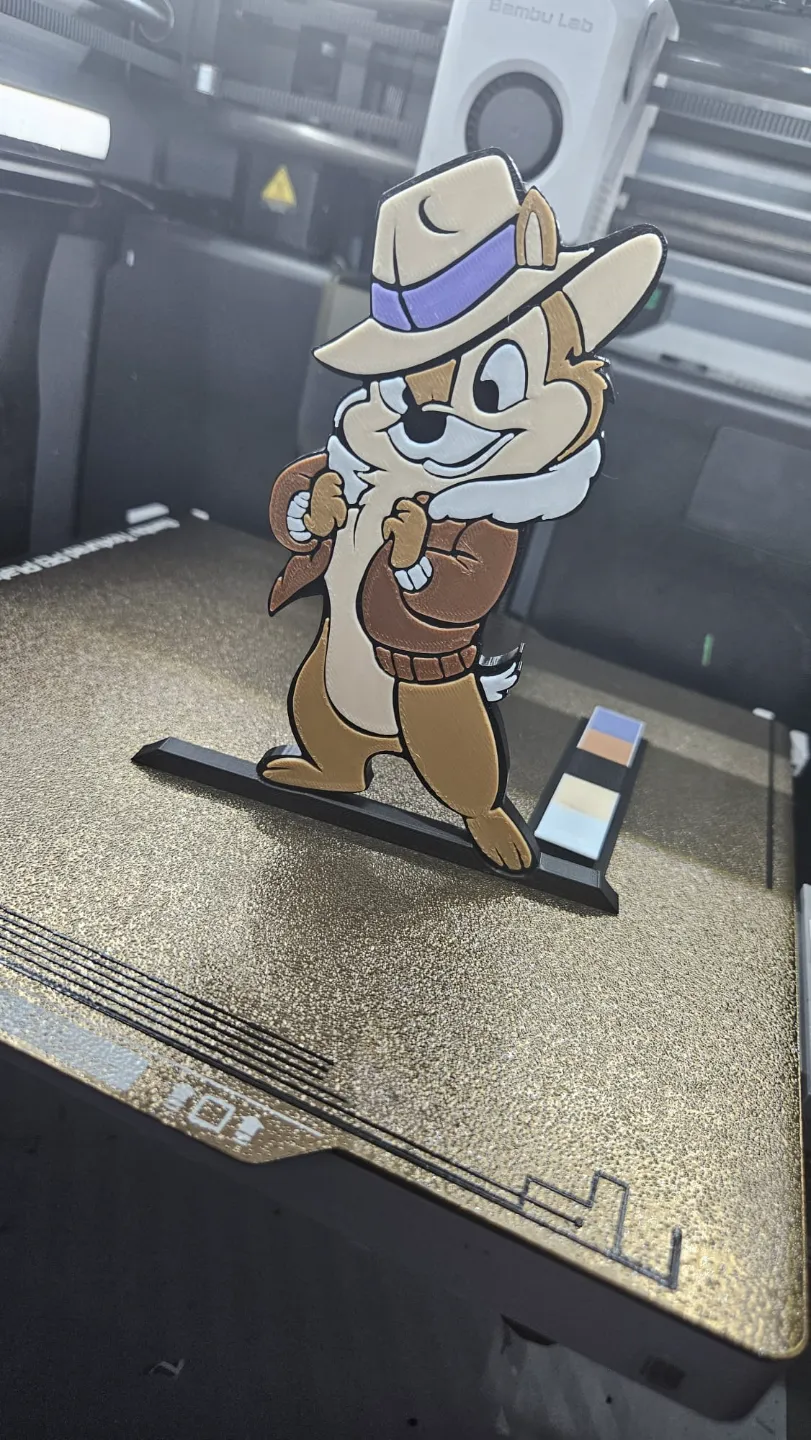 Chip Table Stand by 5kyrunn3r - MakerWorld