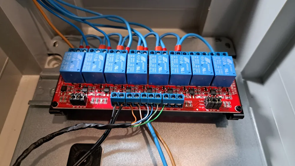 DIN Mount for relay module by Tadrasel - MakerWorld