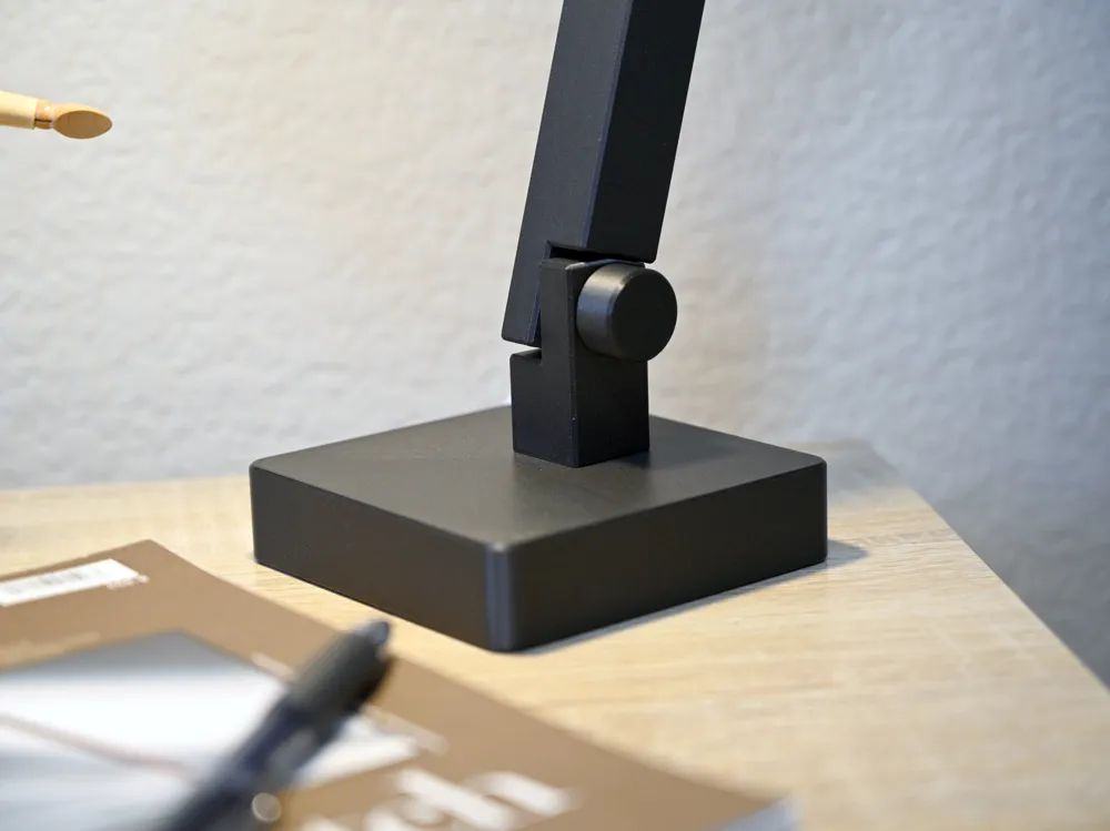 Modern Adjustable Desk Lamp - Free 3D Print Model - MakerWorld