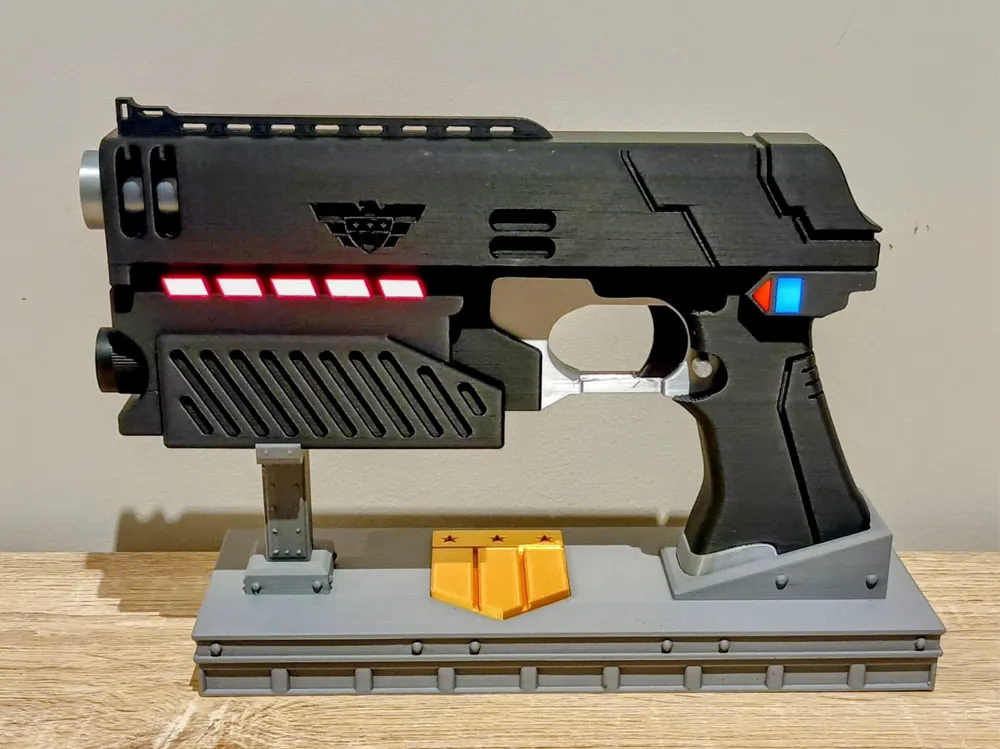 Judge Dredd Lawgiver Mk II (1995 Film Version) by ASTDrones MakerWorld ...