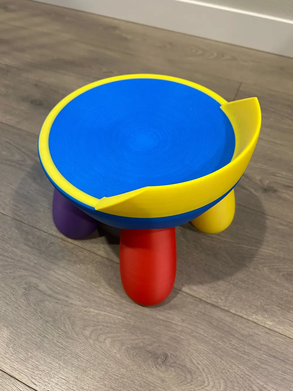 Children's Chair with Screw On Legs - Free 3D Print Model - MakerWorld