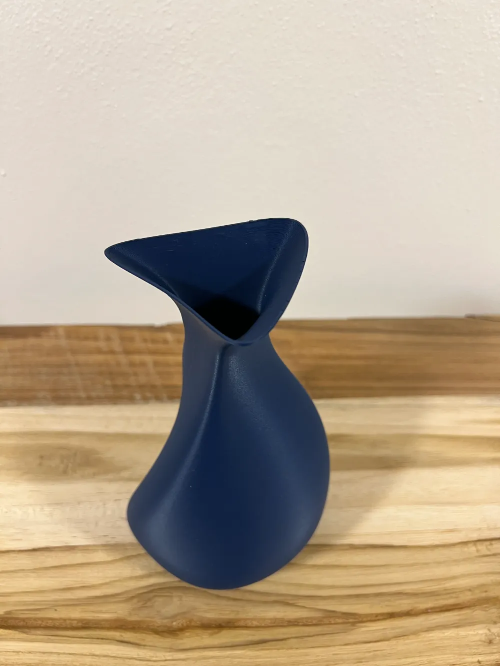 Asymmetrical Vase - Free 3D Print Model - MakerWorld