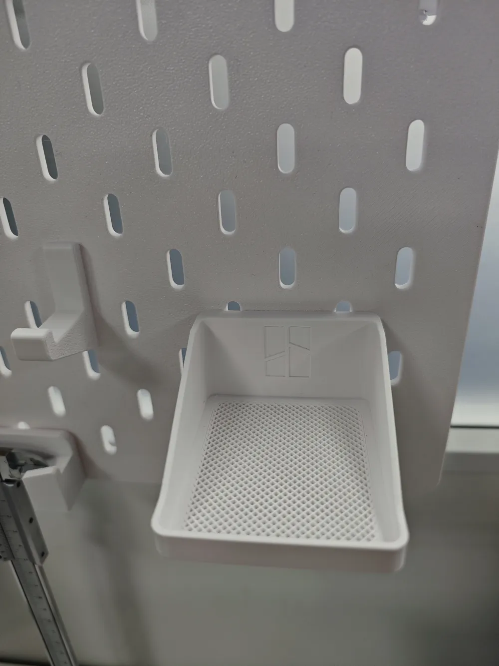Workstation Pegboard by user_905028230 MakerWorld: Download Free 3D Models