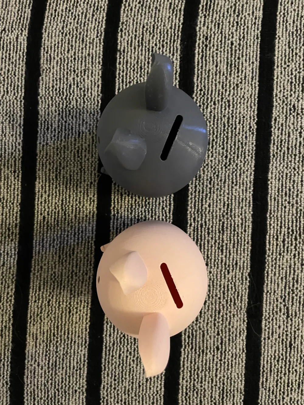 Piggy "rabbit" bank by AASTRUP 3D - MakerWorld