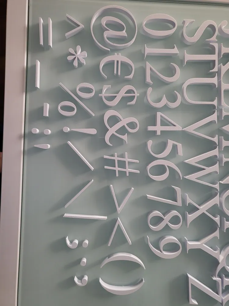 Lettres, chiffres, symboles par Daniele MakerWorld : Téléchargez des Modèles 3D Gratuits