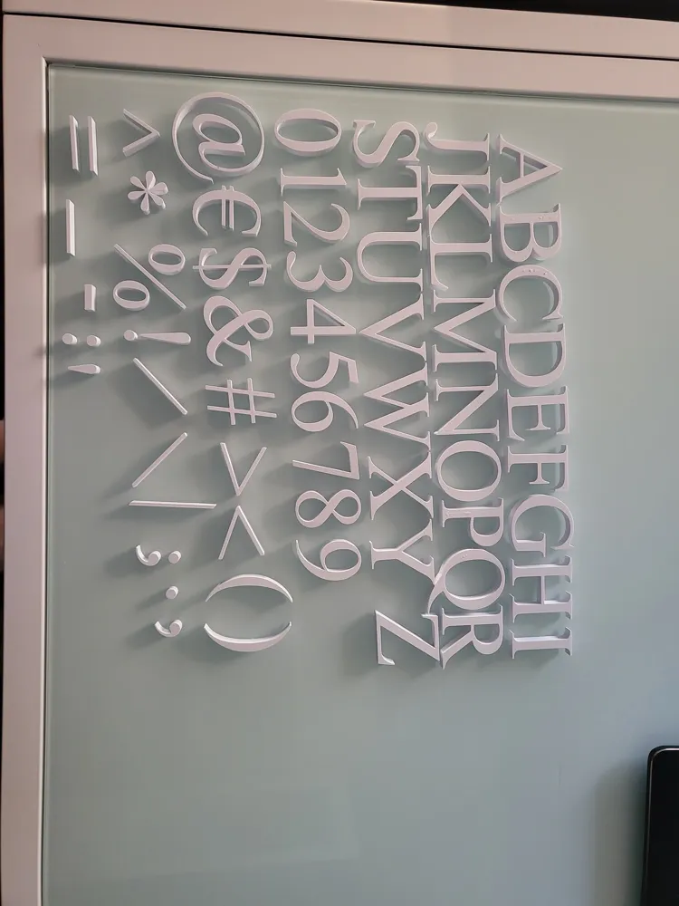 Lettres, chiffres, symboles par Daniele MakerWorld : Téléchargez des Modèles 3D Gratuits