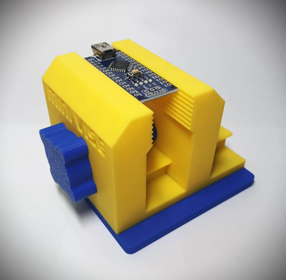 Simple Mini VISE modular w. my Solder Wire Stand. by pioterzero ...