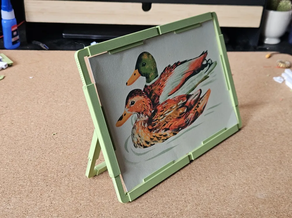 Modular Adjustable Picture Frame -Fits everything! by ale152 MakerWorld ...