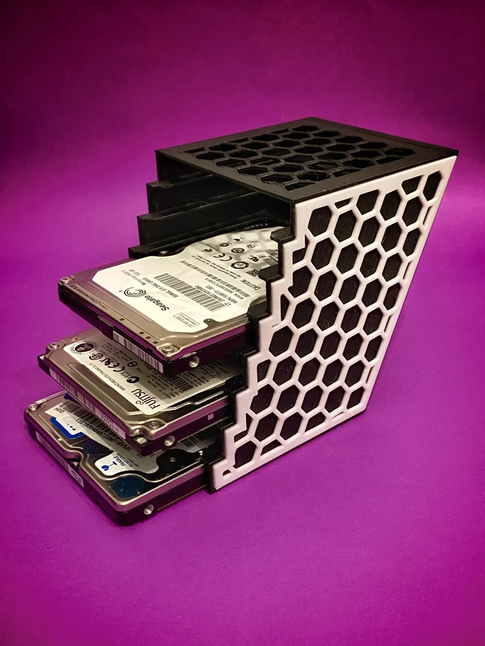 2.5" SATA Drives Box Organizer / Holder / Storage - Free 3D Print Model ...