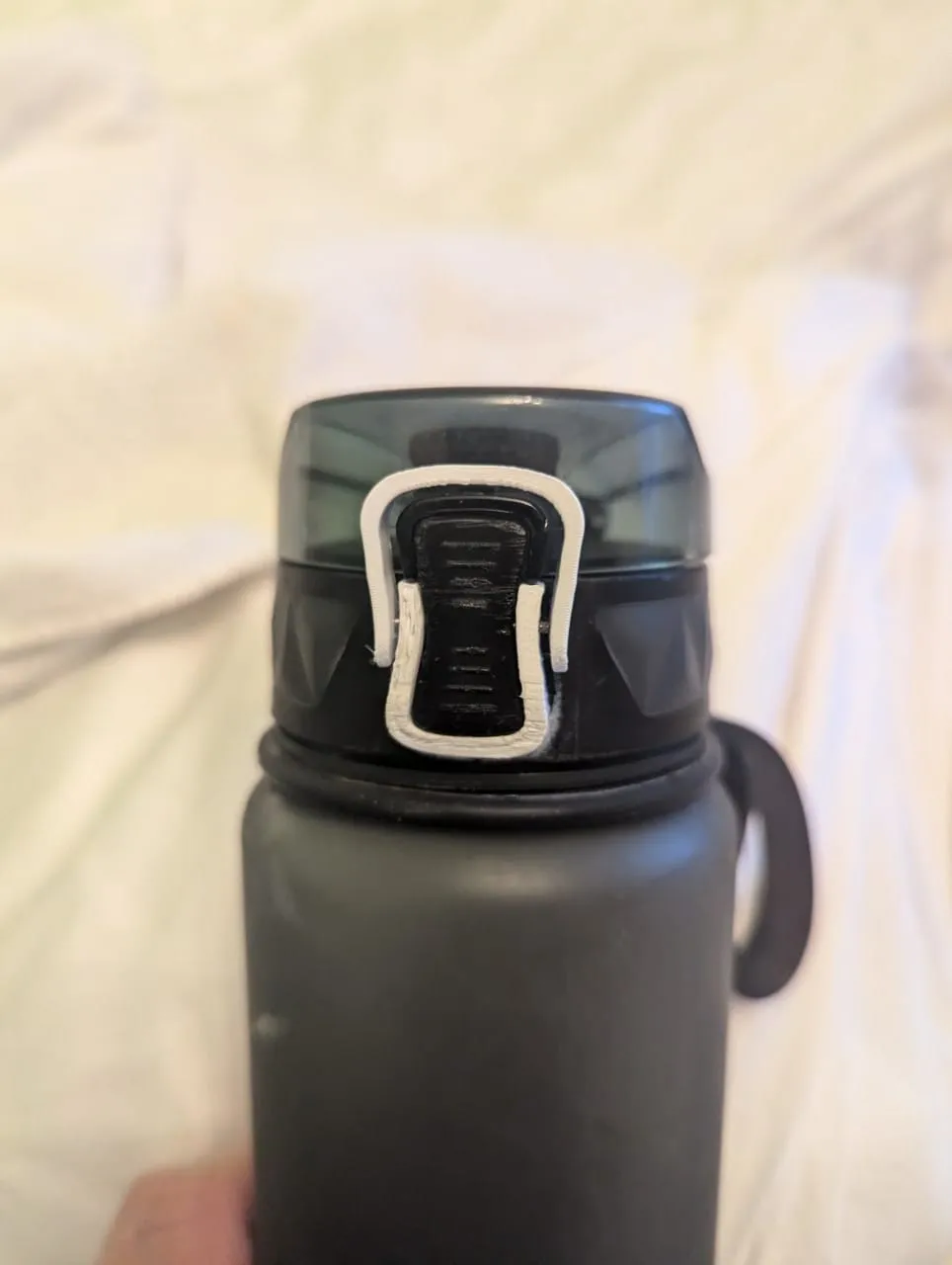 flip-top lid Bottle Replacement Latch by Kayla Creates - MakerWorld