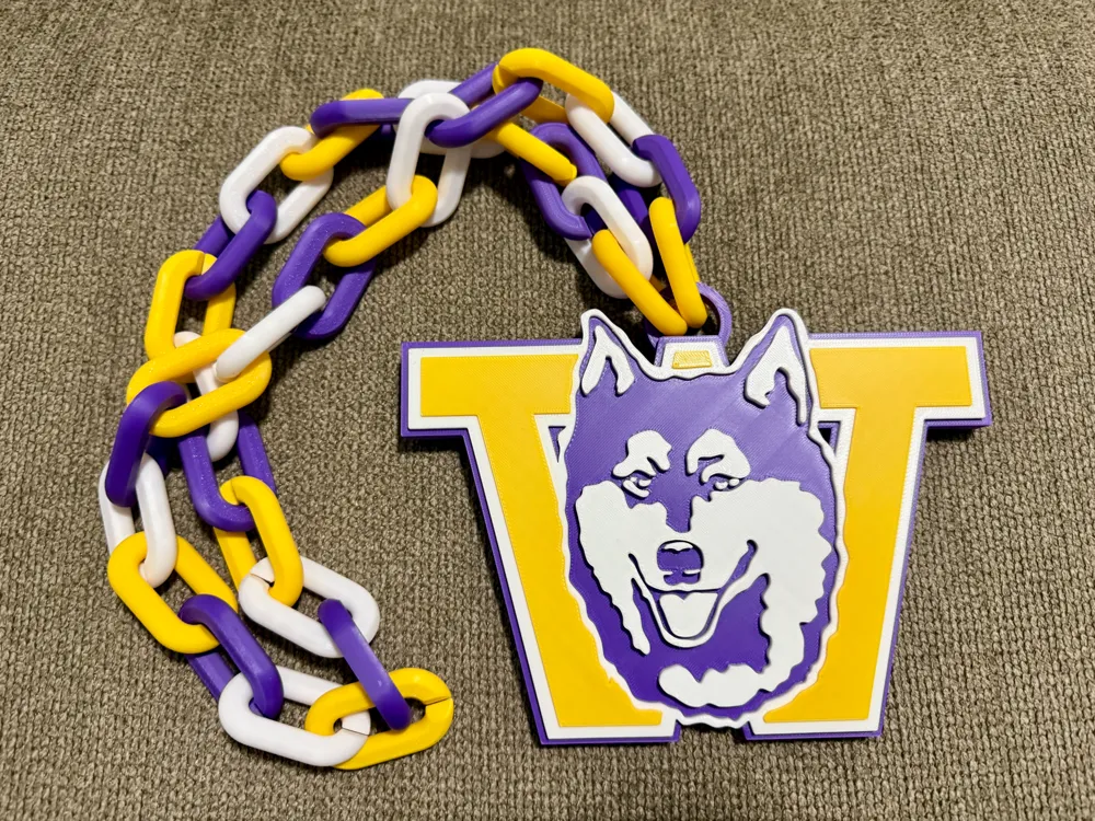 UW Huskies 79-83 oversized logo chain & sign by CTK 3D Printing ...
