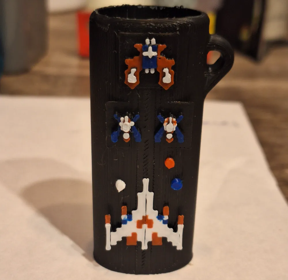 Galaga Themed Lighter Sleeve Keychain by Maxxgaming22 - MakerWorld
