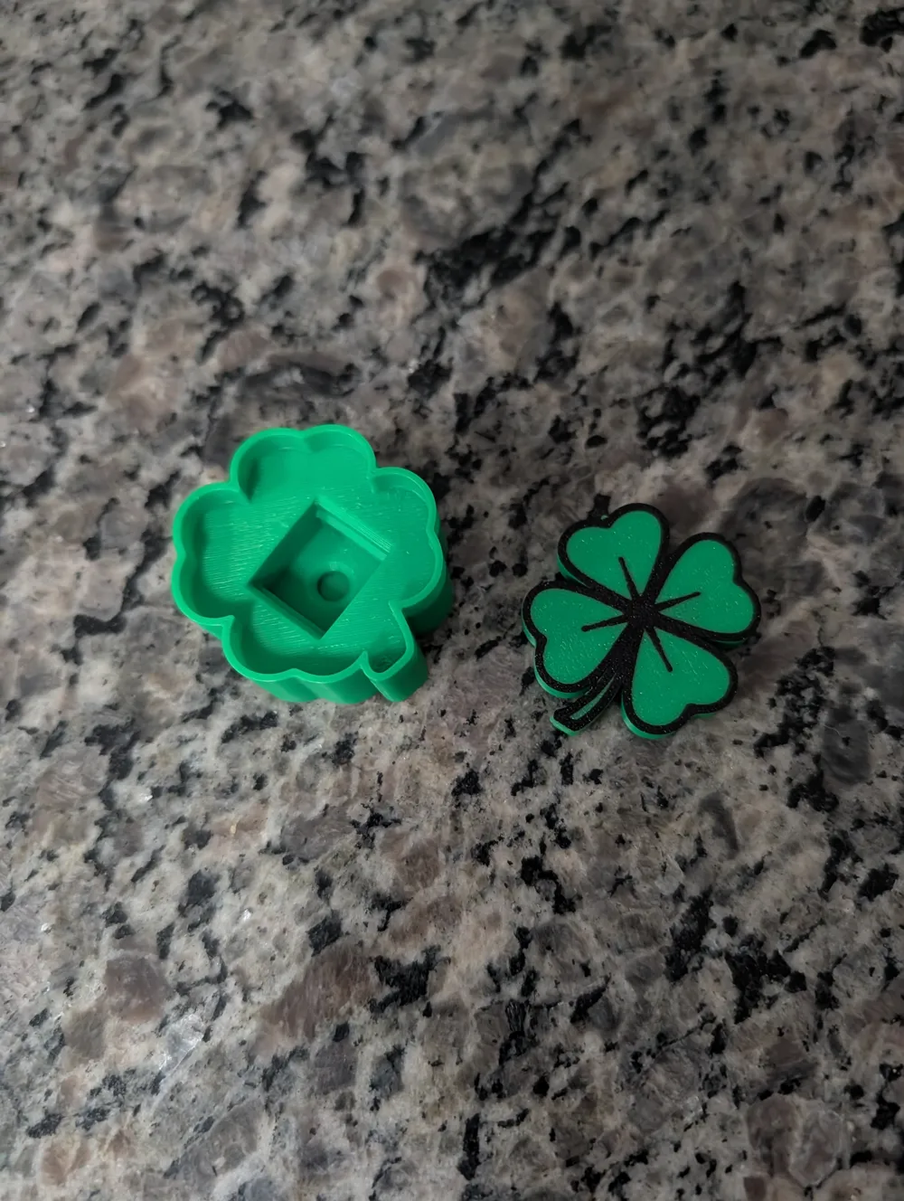 4 Leaf Clover Clicker - Free 3D Print Model - MakerWorld