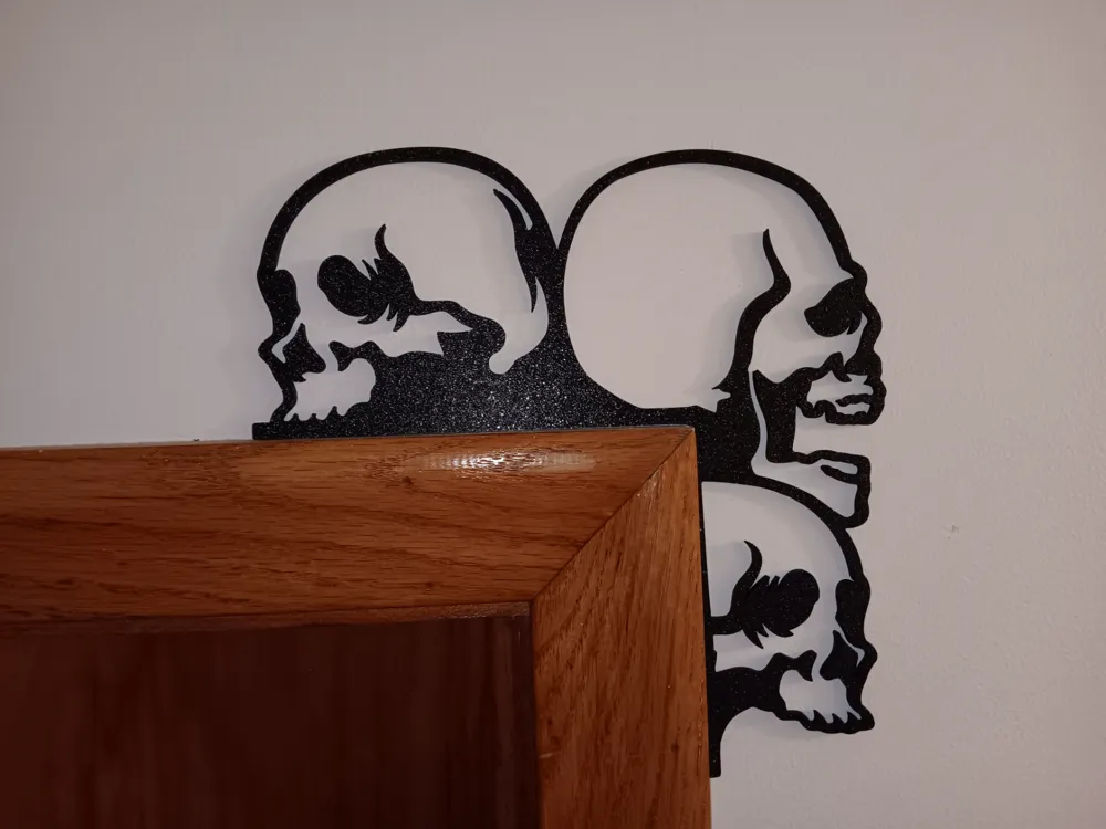 3 Skulls Silhouette Door corner by AmishAtlas Designs - MakerWorld