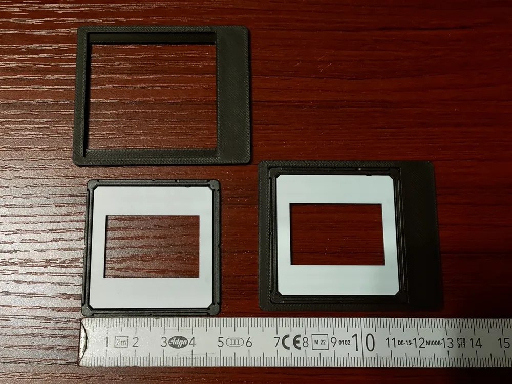 35mm Negative Scanner for iPhone 16 Pro by fae_bay MakerWorld: Download ...