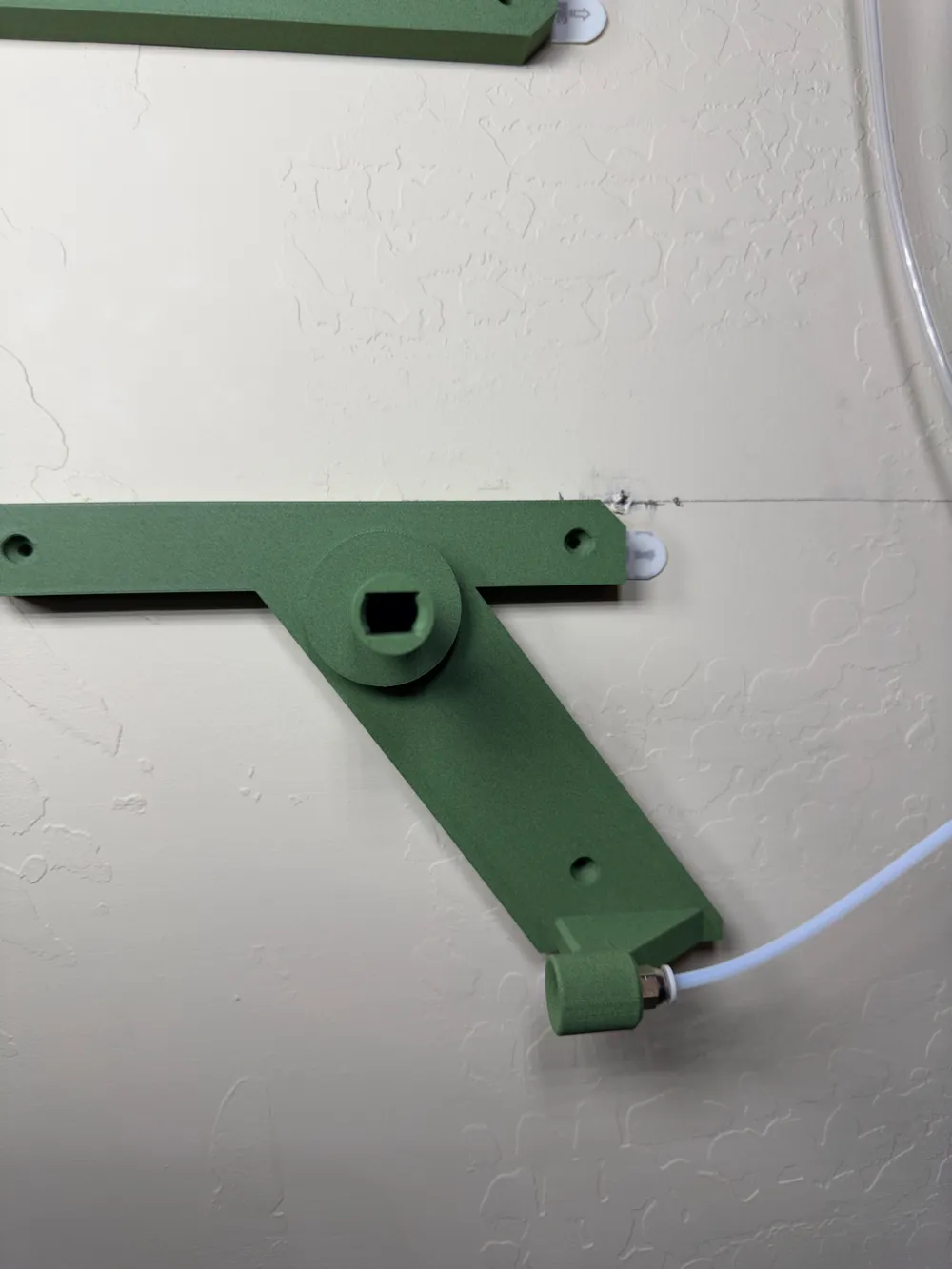 L-Wall Mount Spool Holder with Tension and Retract by firemancjr ...