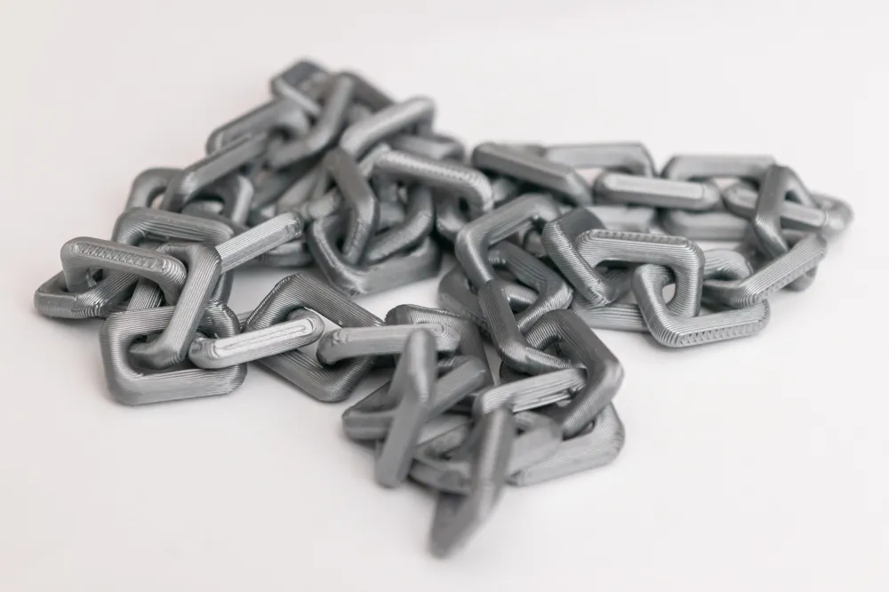 Chain: 60 cm (50 links) print-in-place chain - Free 3D Print Model ...