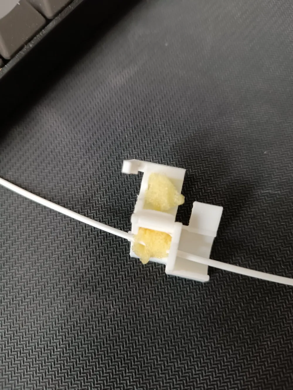 Filament dust cleaner A1 (mini) by Peter MakerWorld: Download Free 3D ...