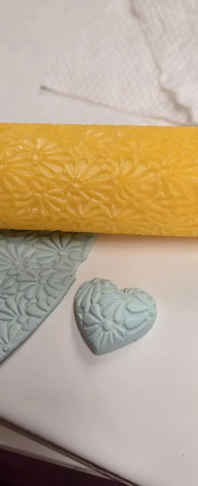 Talavera Clay Texture Roller - Free 3D Print Model - MakerWorld