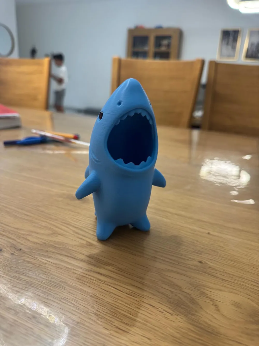 Shark pen's holder.No AMS by Didi you can do it MakerWorld: Download ...