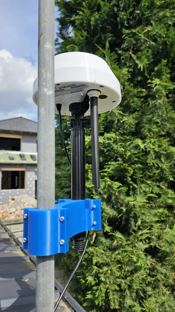 Pole mount for Yuka Mini RTK Antenna by tedraMakerWorld: Download Free ...